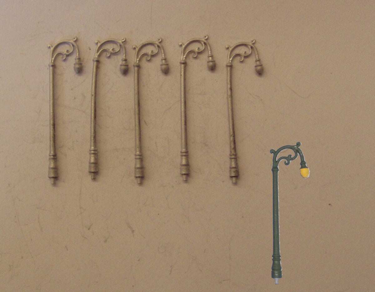C11 (5) Ornate swan neck street lights (5) - N GAUGE - – PD Marsh Models