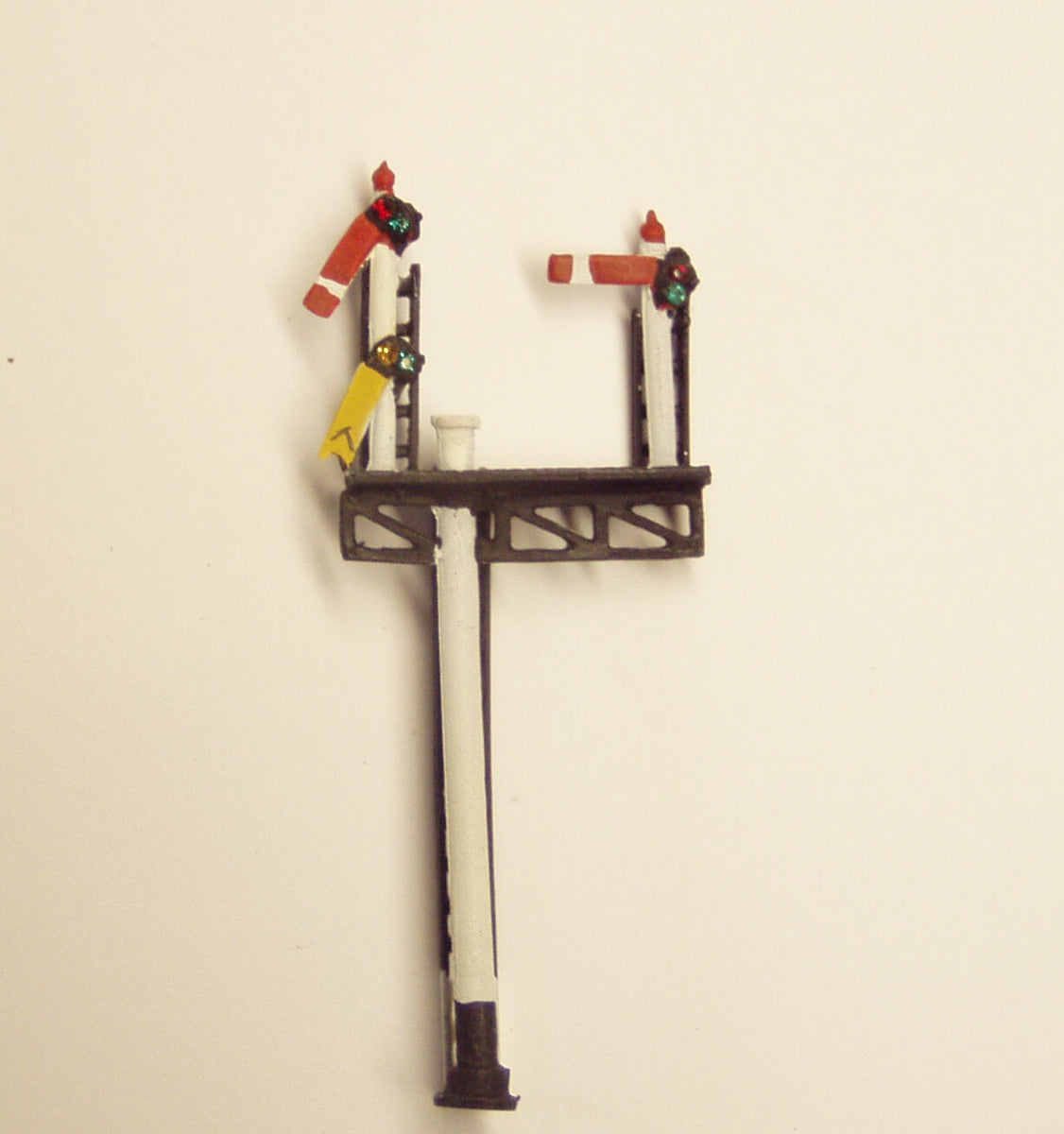 X354R GWR/BR metal post right hand junction signal with jewels - N GAU ...